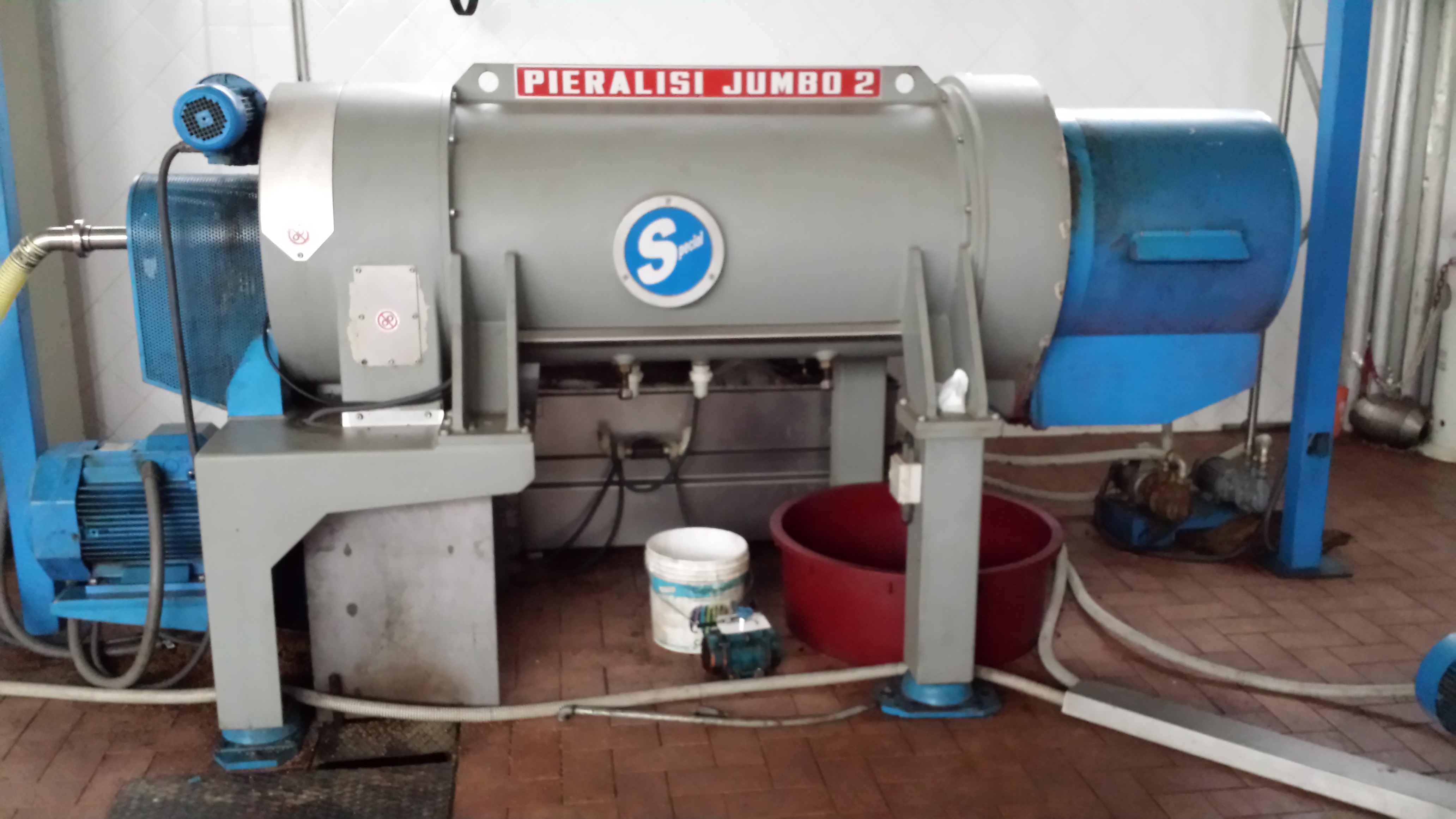 100000 € Usato frantoio Oleario Pieralisi a ciclo conti Usati Aste ...