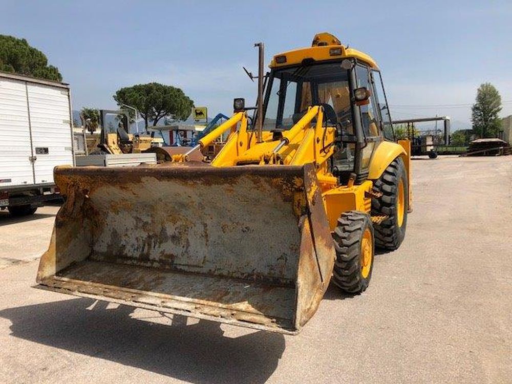 Usato Terna gommata JCB modello 3CX T Usati Aste, Annunci Fallimenti e ...