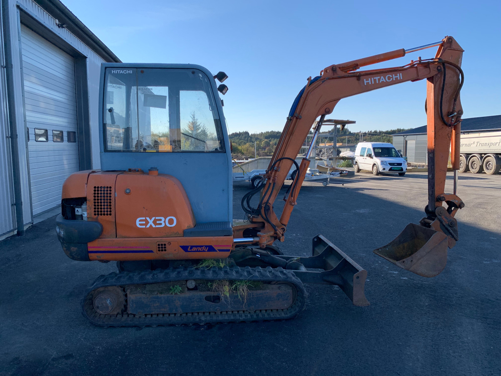 2000 € Usato Hitachi EX30-2 Usati Aste, Annunci Fallimenti e Occasioni ...